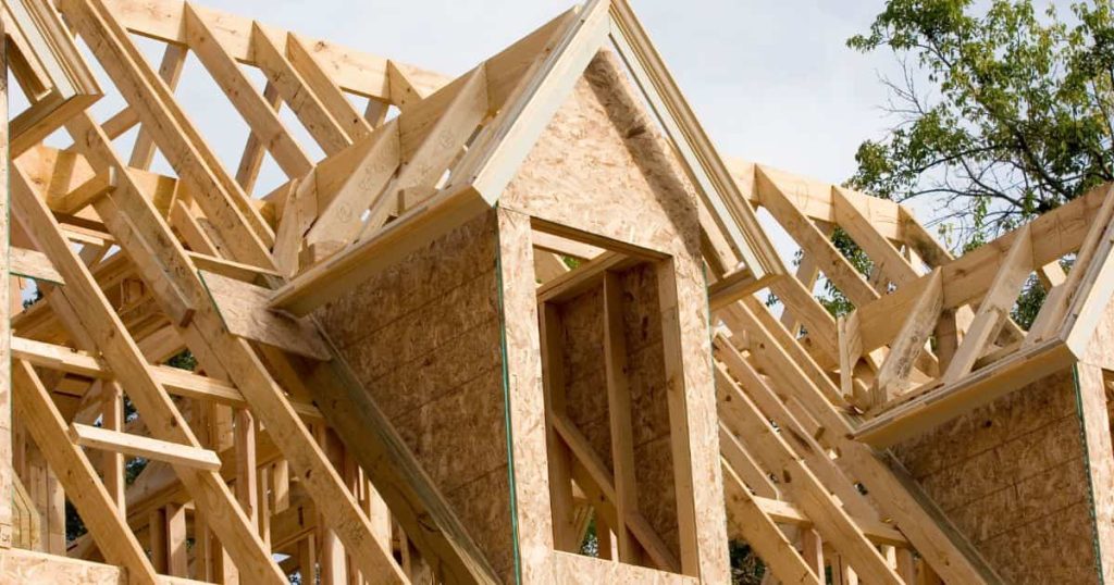 Toiture chien assis : guide et avantages pour une installation.