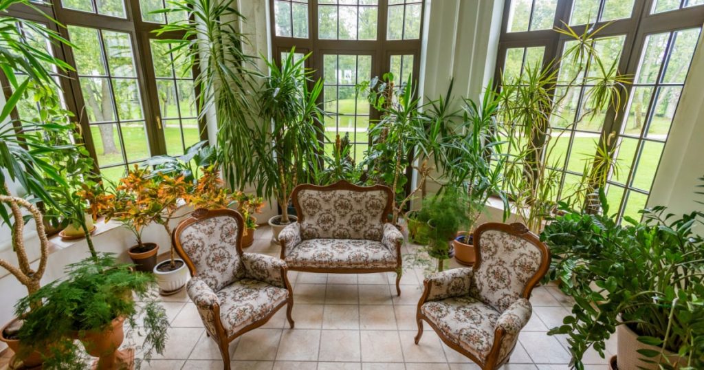 Déco véranda : 6 astuces pour la décoration et l'aménagement